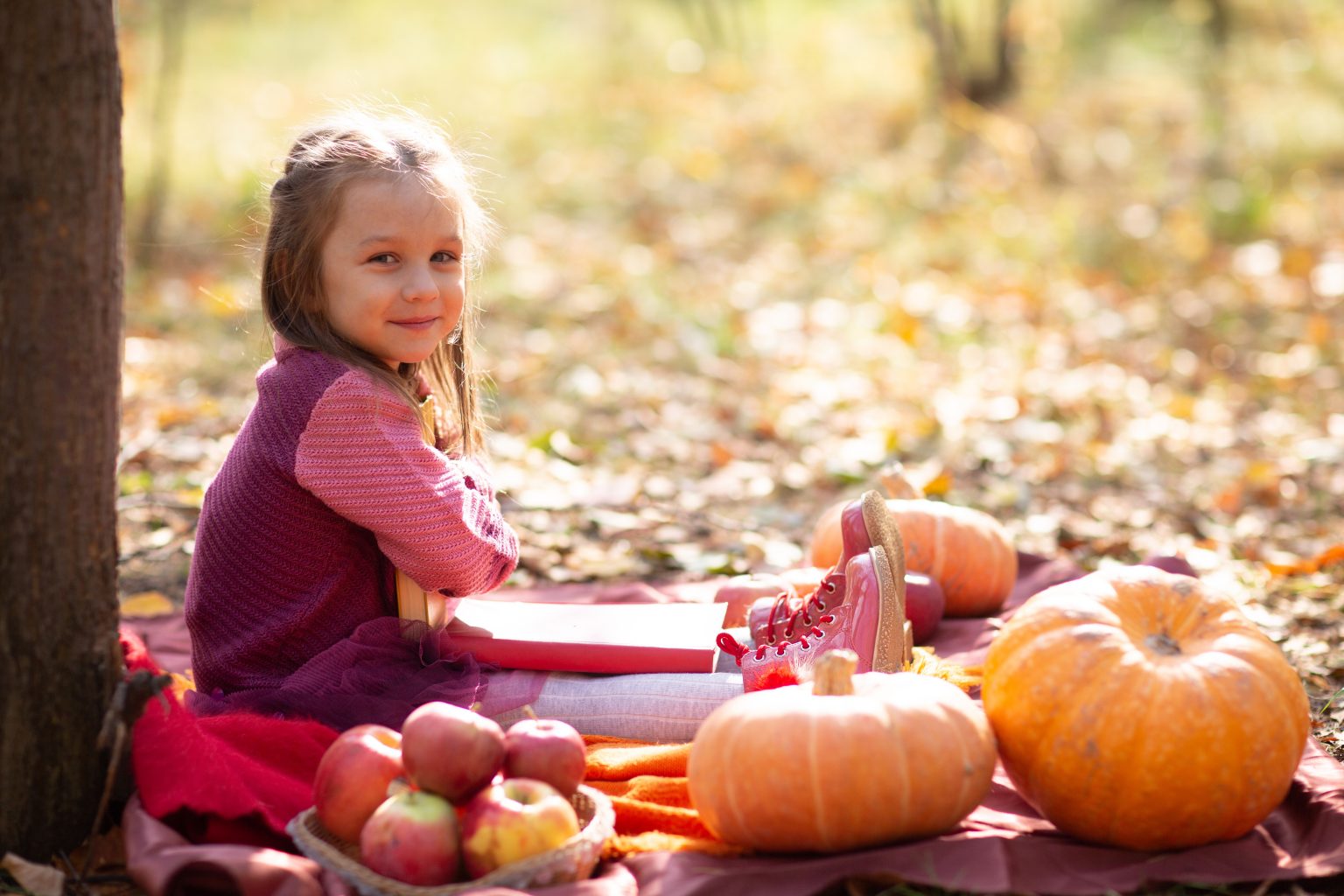 8 Fun Fall Literacy Activities | Red Apple Reading: Nurturing Young Readers